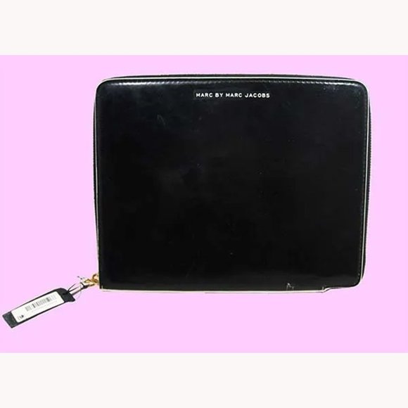Marc By Marc Jacobs | Accessories | Marc By Marc Jacobs Patent Leather ...
